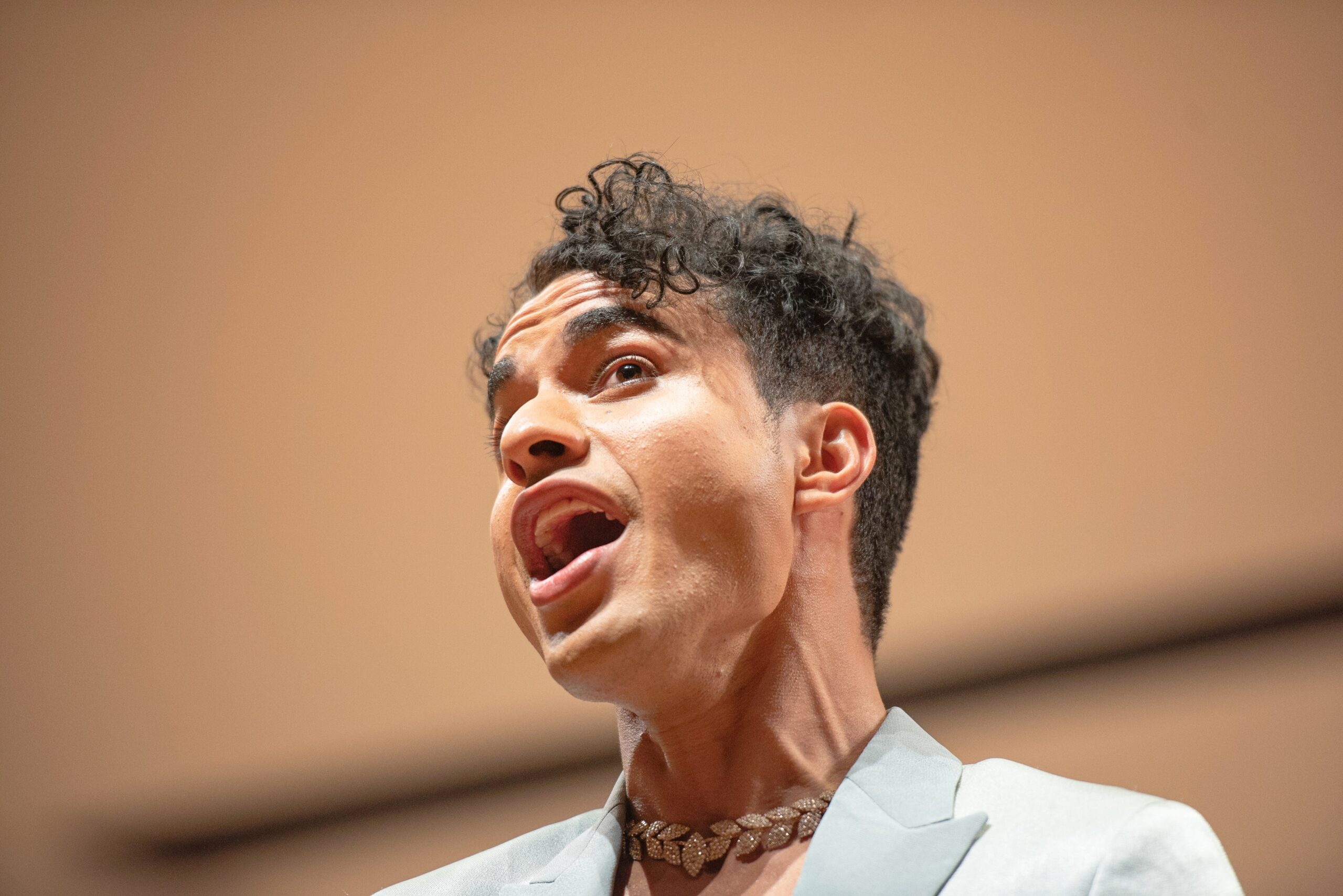 Gluck Festspiele 2024: Über die Menschlichkeit der Mächtigen – Klassikpunk